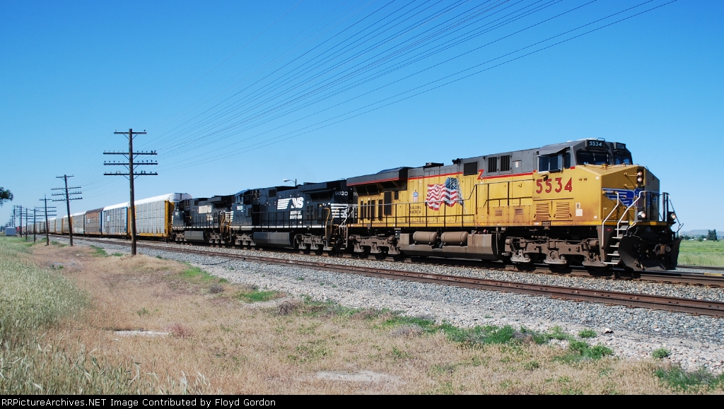 UP 5534 Westbound with Two Trailing NS Units